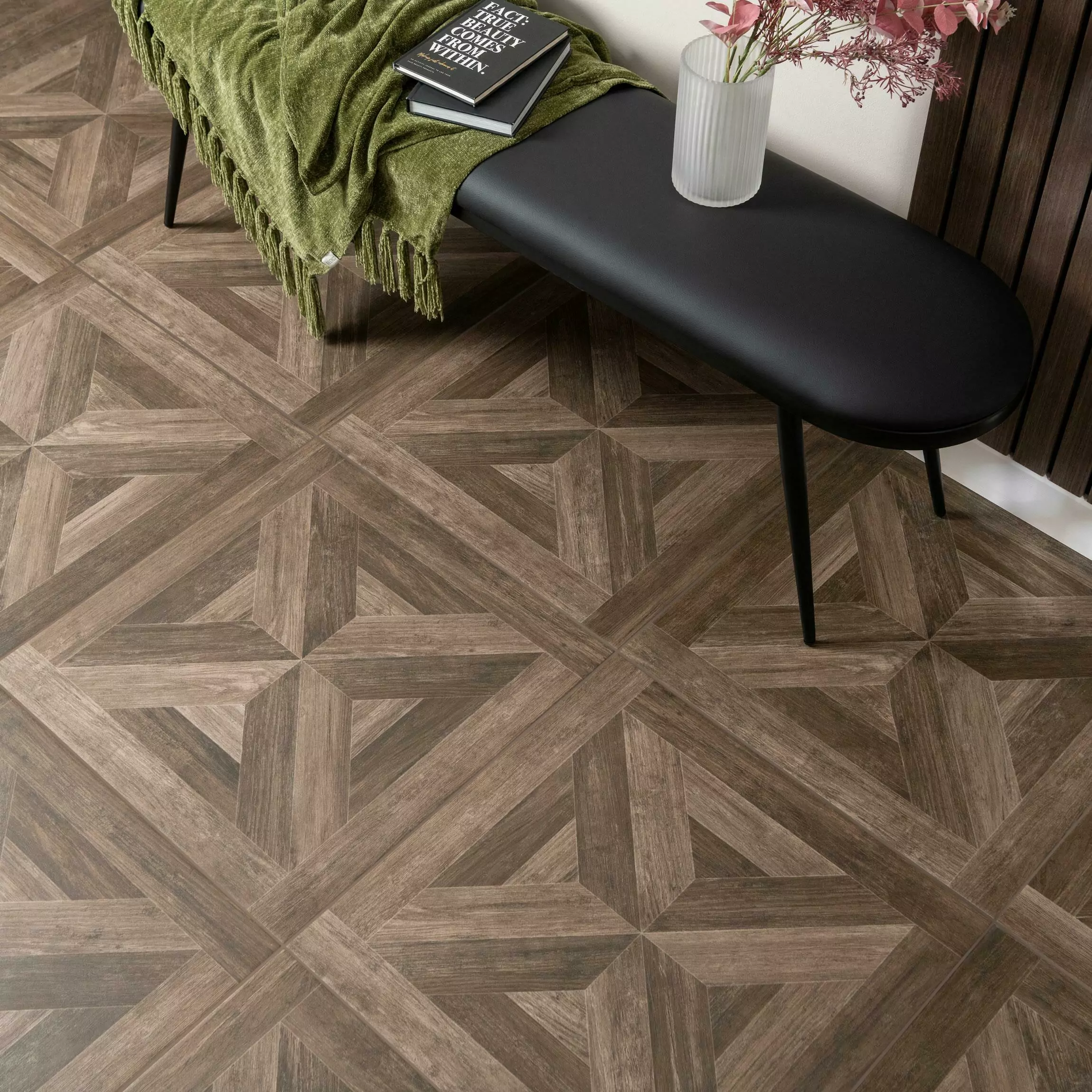 dark wood floor pattern