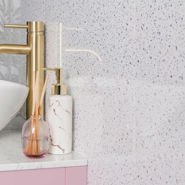 White Sparkle Bathroom Tiles Platinum White Sparkle & Chrome 8mm